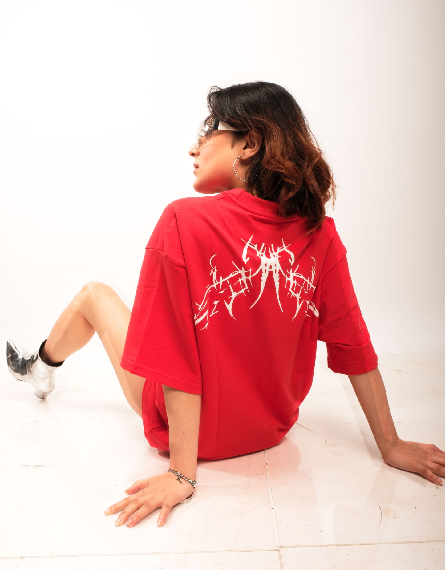 RESILIENT RED – Fly Mama